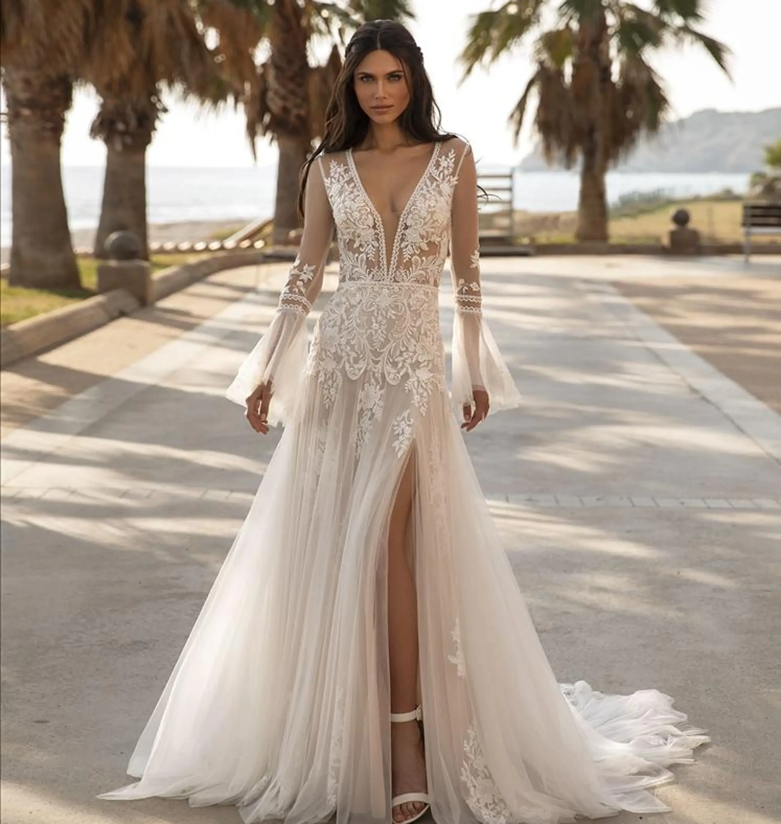 Bridal Gowns for Your Bohemian Wedding